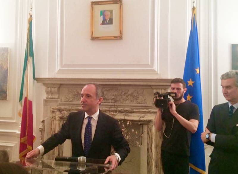 Italy's Ambassador to the US Armando Varricchio Meets the Italian ...